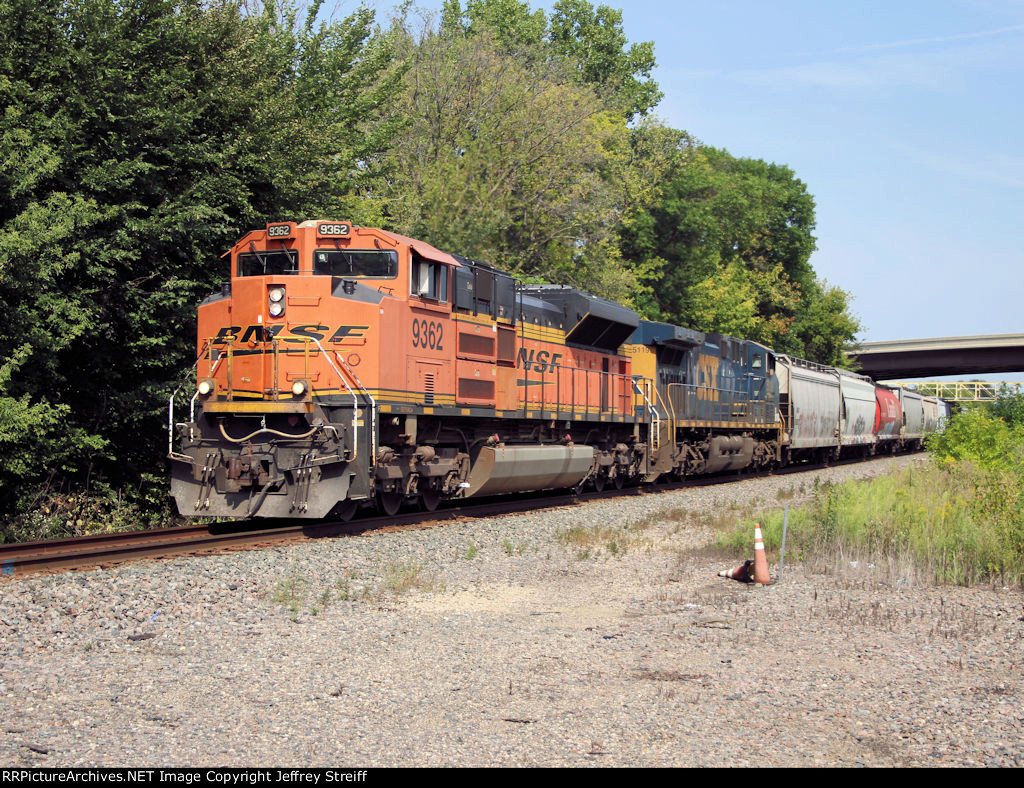 BNSF 9362